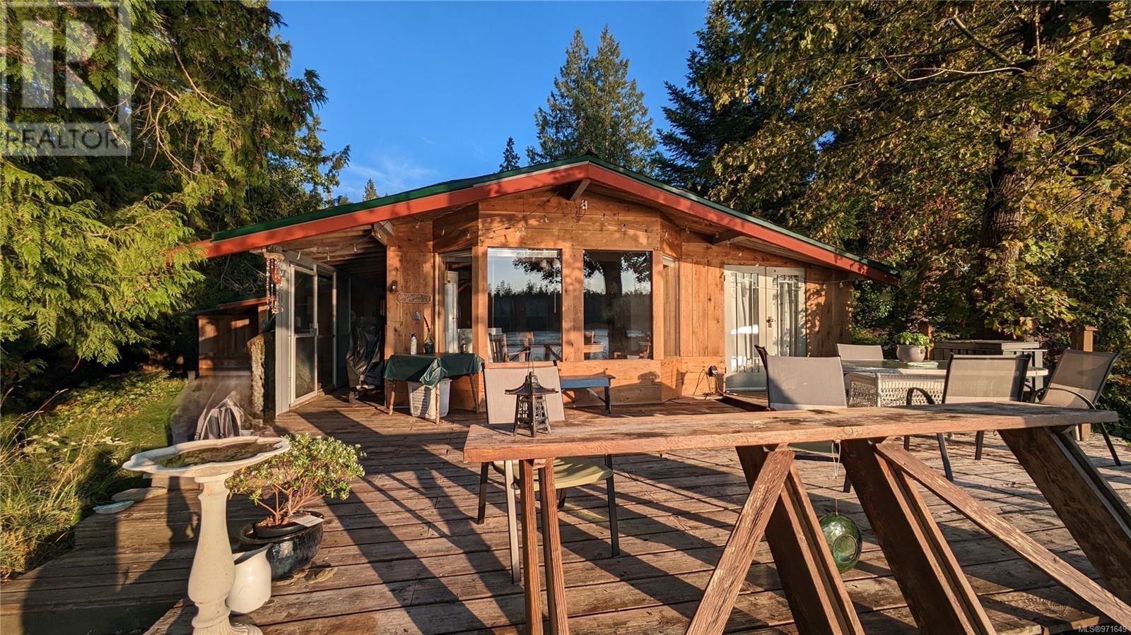 66 Pirates Ln, Protection Island, BC V9R 6R1 | MLS #971649 | Houseful