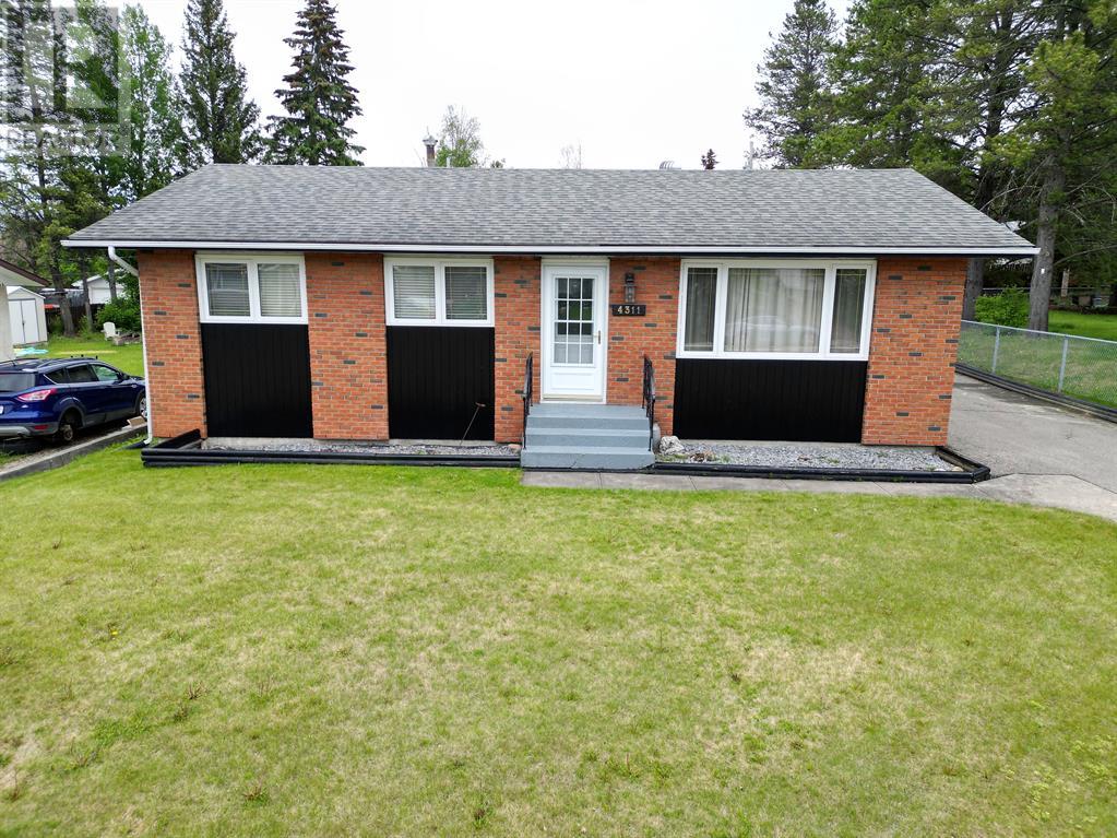 8 Avenue #4311, Edson, AB T7E 1A8 | MLS #A2039745 | Houseful