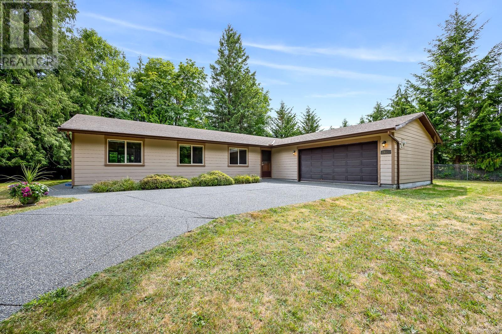 1605 Brighton Rd, Comox, BC V9M 3L7 | MLS #1002555 | Houseful