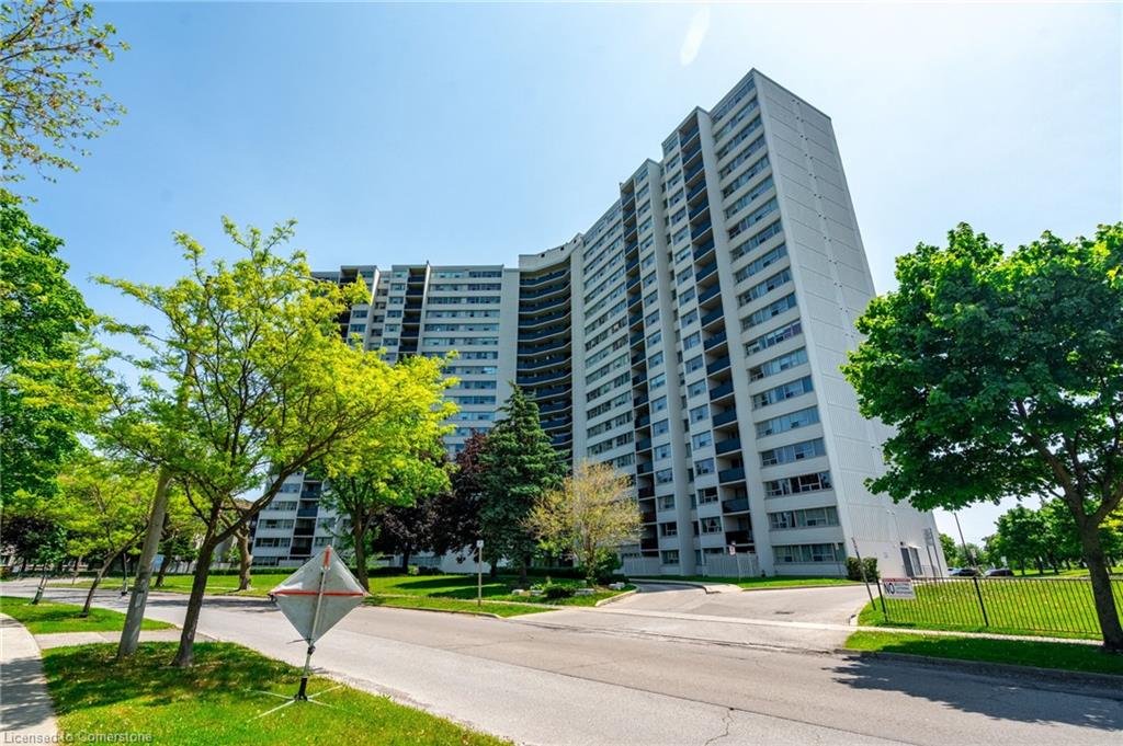 530 Lolita Garden Unit 1211, Mississauga, ON L5A 3T2 | MLS #40737068 | Houseful